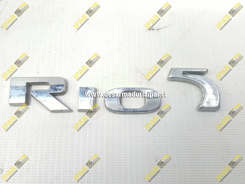 Logo Emblema Trasero Derecho En Letras* KIA RIO 5 1.4 G4FA DOHC 16 VALV 4X2 2012 2013 2014 2015 ...