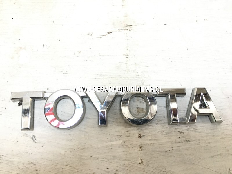 Logo Emblema Trasero Izquierdo En Letras* TOYOTA RAV4 2.0 3ZR DOHC 16 ...