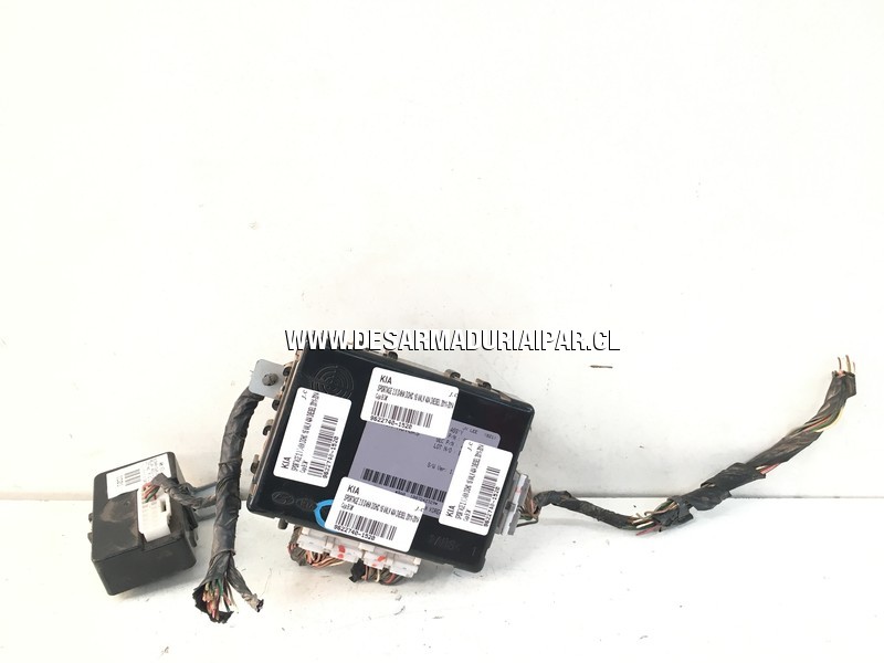 Caja BCM* KIA SPORTAGE 2.0 D4HA DOHC 16 VALV 4X4 DIESEL 2011 2012 2013 ...