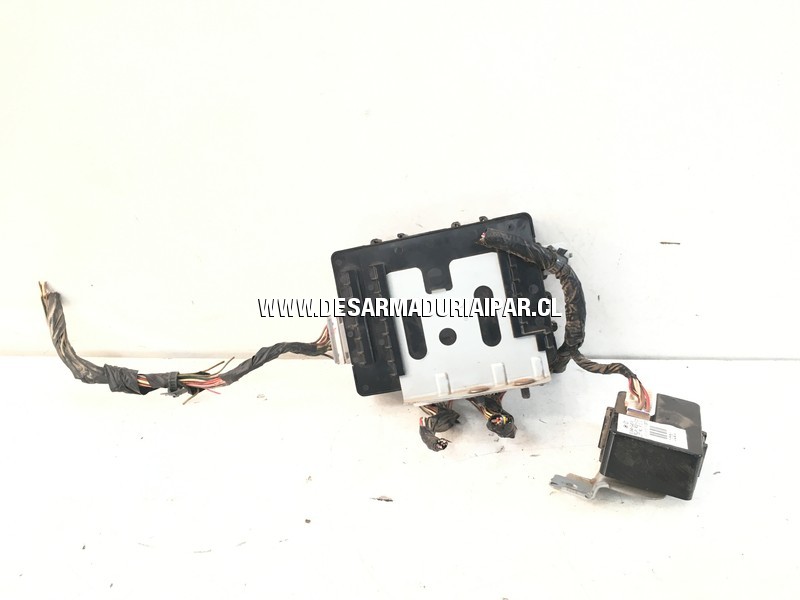 Caja BCM* KIA SPORTAGE 2.0 D4HA DOHC 16 VALV 4X4 DIESEL 2011 2012 2013 ...